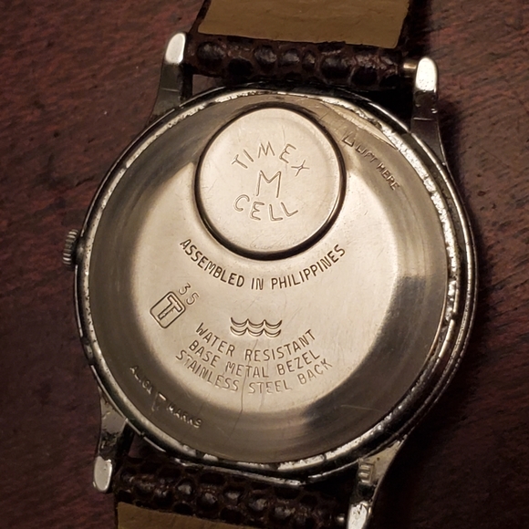 Timex | Accessories | Vintage Timex M Cell Low Profile Mens Watch ...